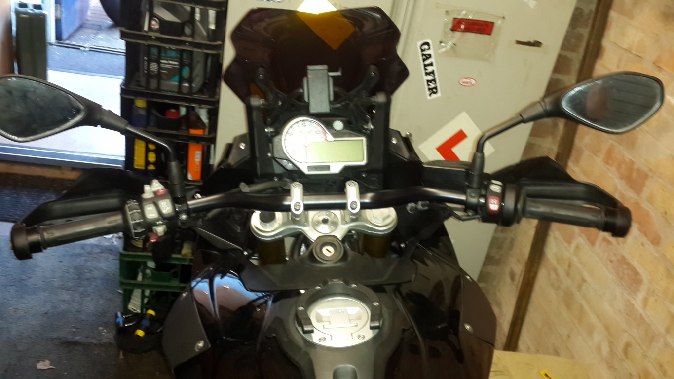 Handlebars XR / GS difference? - S1000XR - General Chat - BMW S1000XR