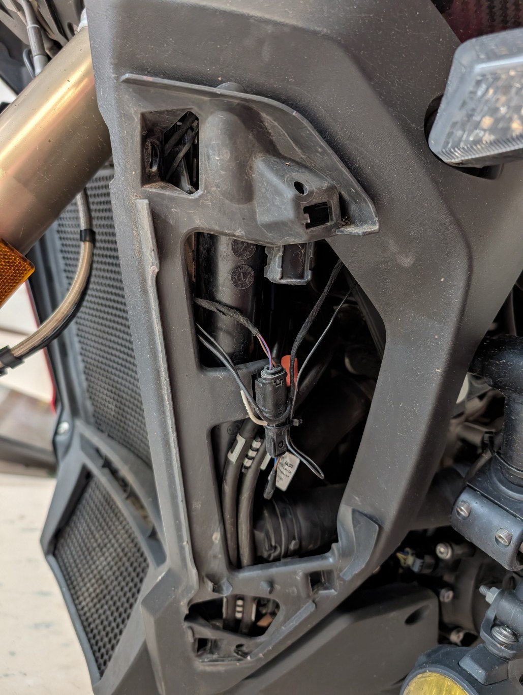 XR Gen2 Fairing removal - page 2 - Maintenance, Servicing, and ...